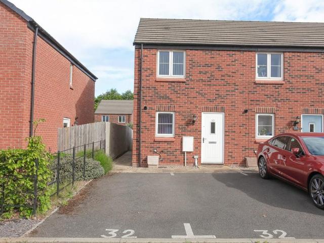 2 bedroom end of terrace house for sale