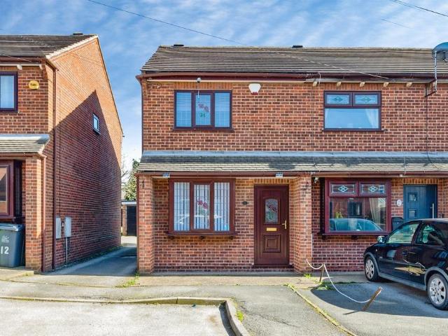 2 bedroom end of terrace house for sale