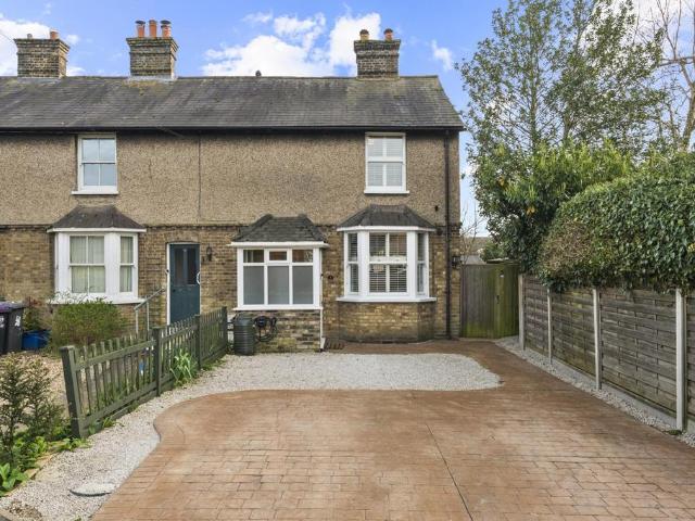 2 bedroom end of terrace house for sale