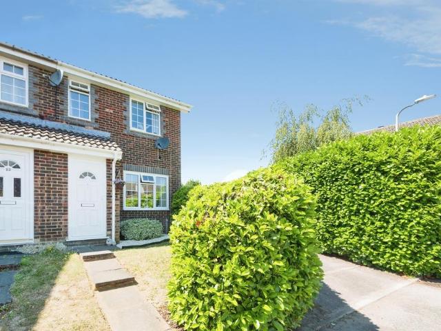 2 bedroom end of terrace house for sale