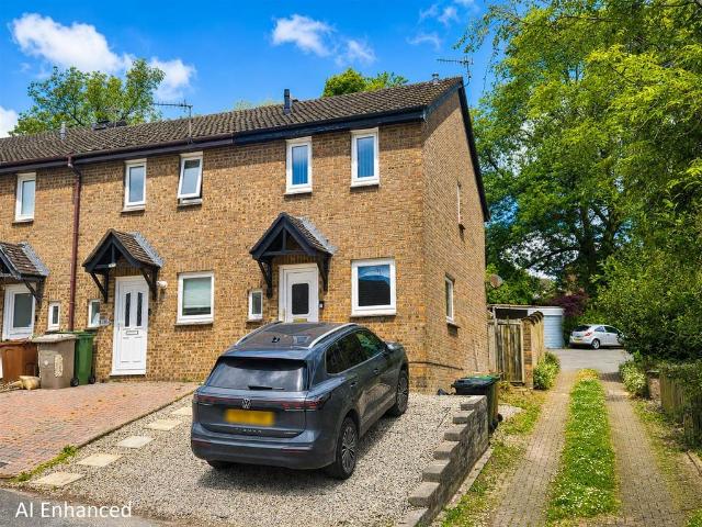 2 bedroom end of terrace house for sale