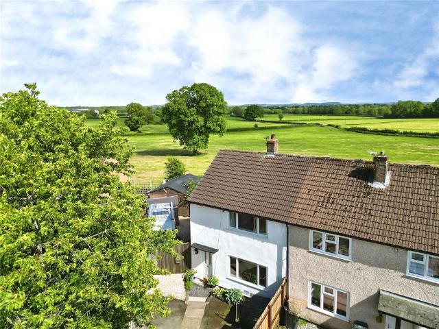 2 bedroom end of terrace house for sale