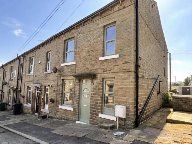 2 bedroom end of terrace house for sale