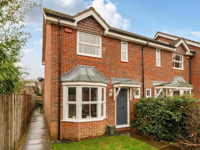 2 bedroom end of terrace house for sale