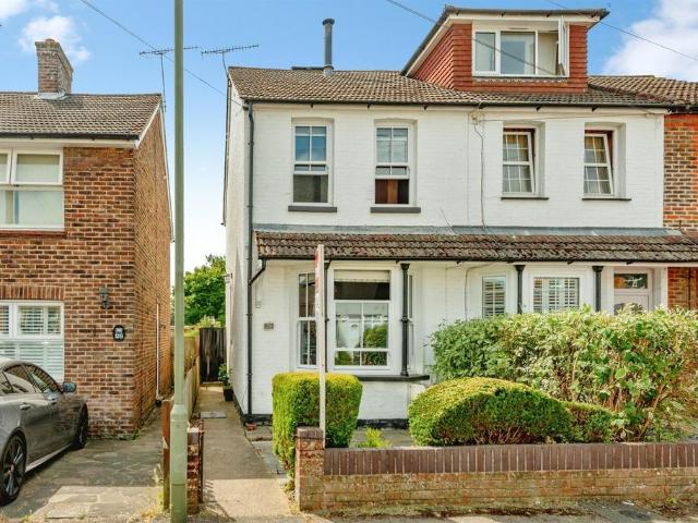 2 bedroom end of terrace house for sale