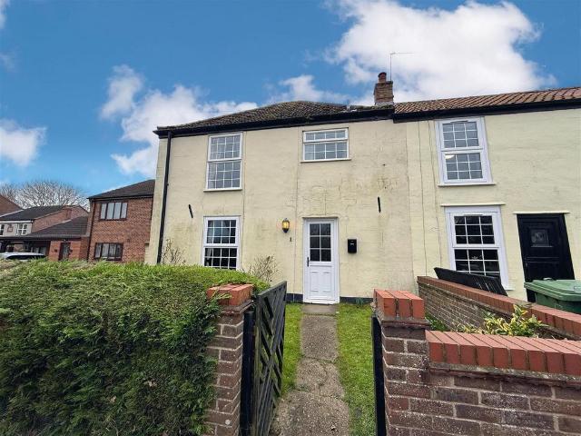 2 bedroom end of terrace house for sale