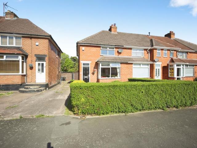 2 bedroom end of terrace house for sale