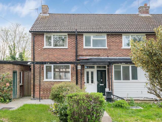 2 bedroom end of terrace house for sale