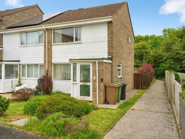 2 bedroom end of terrace house for sale