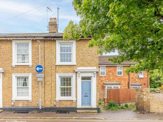 2 bedroom end of terrace house for sale