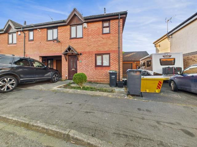 2 bedroom end of terrace house for sale