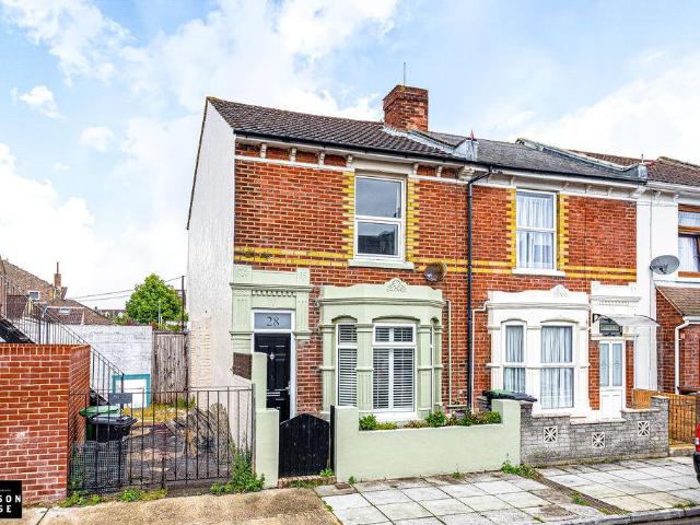 2 bedroom end of terrace house for sale