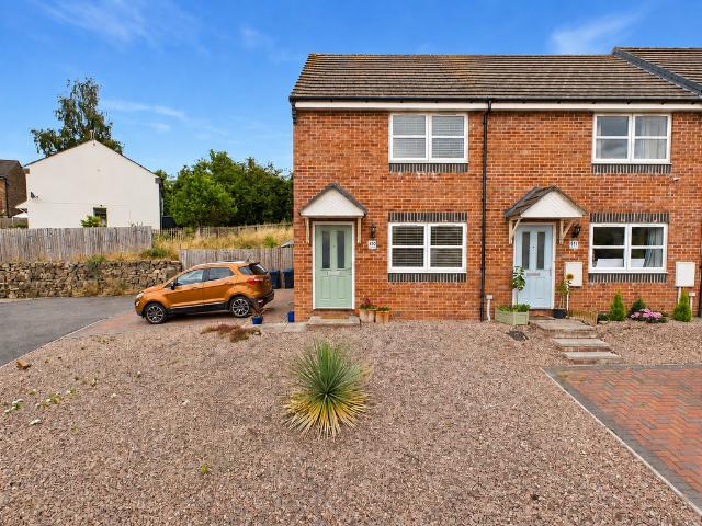 2 bedroom end of terrace house for sale