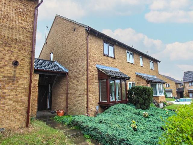 2 bedroom end of terrace house for sale