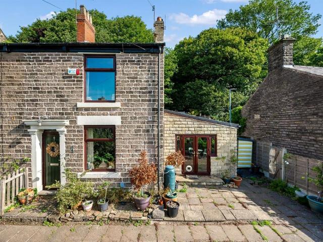 2 bedroom end of terrace house for sale