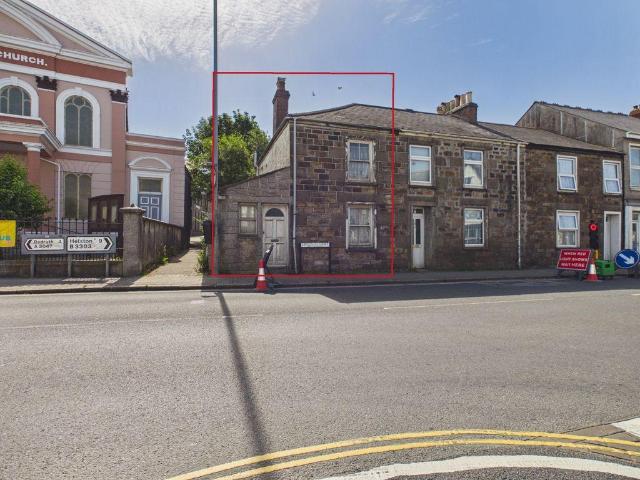 2 bedroom end of terrace house for sale