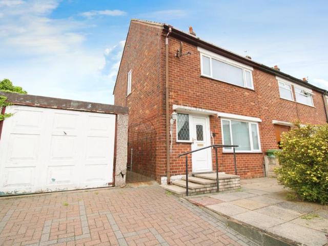 2 bedroom end of terrace house for sale