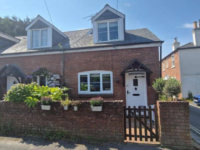 2 bedroom end of terrace house for sale