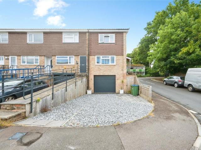 2 bedroom end of terrace house for sale