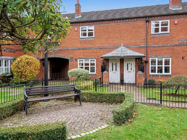 2 bedroom end of terrace house for sale