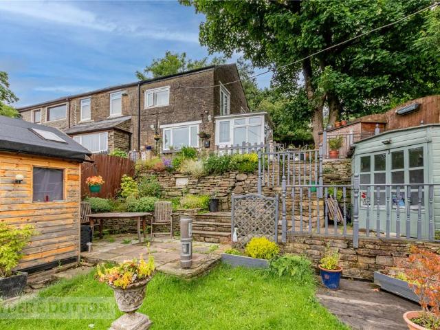 2 bedroom end of terrace house for sale