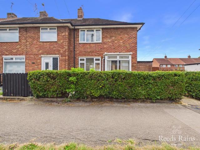 2 bedroom end of terrace house for sale