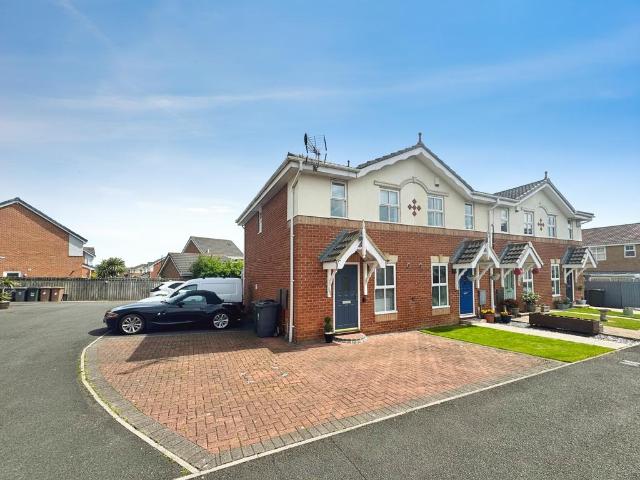 2 bedroom end of terrace house for sale