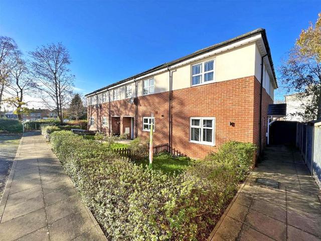 2 bedroom end of terrace house for sale