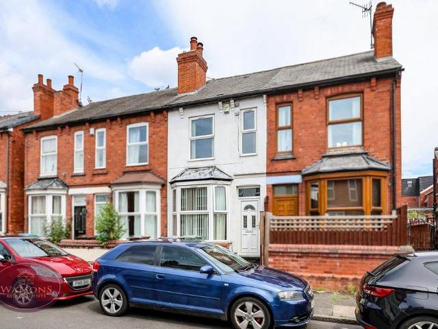 2 bedroom end of terrace house for sale
