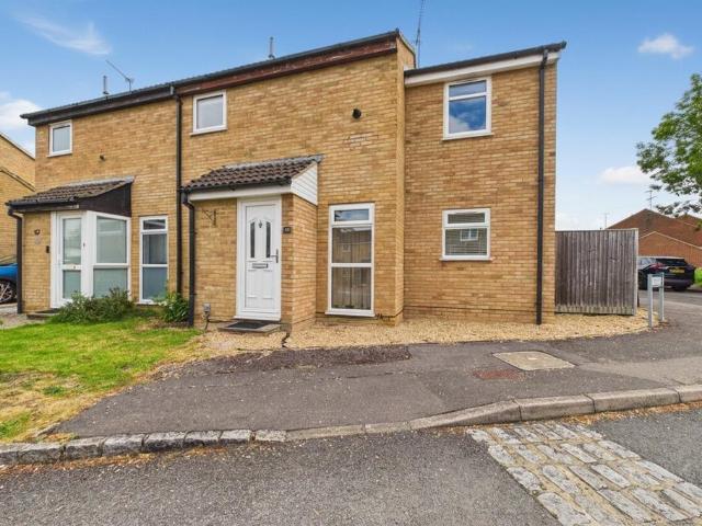 2 bedroom semi detached house for sale