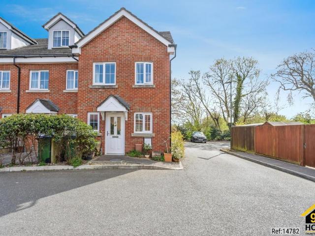 2 bedroom end of terrace house for sale