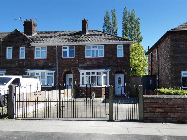 2 bedroom end of terrace house for sale