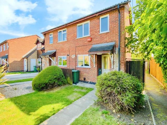 2 bedroom end of terrace house for sale