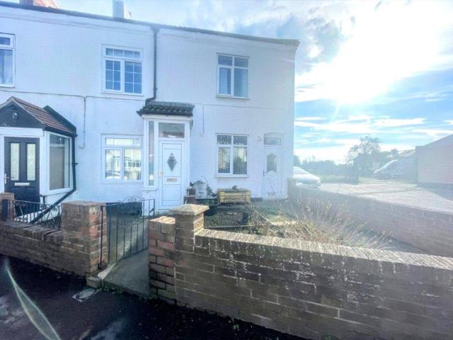 2 bedroom end of terrace house for sale