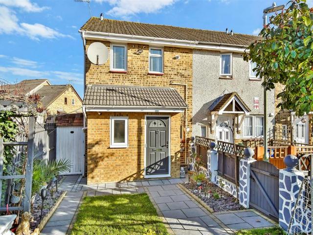 2 bedroom end of terrace house for sale
