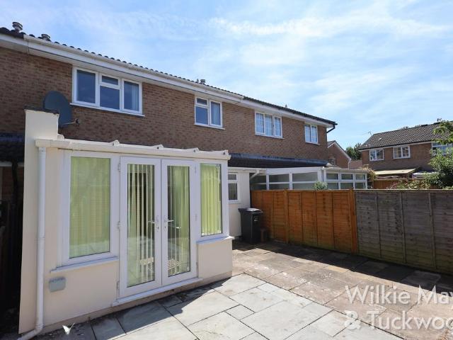 2 bedroom end of terrace house for sale