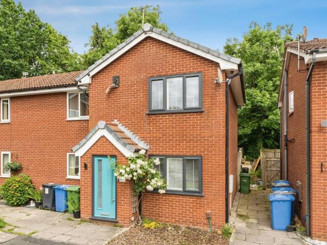 2 bedroom end of terrace house for sale