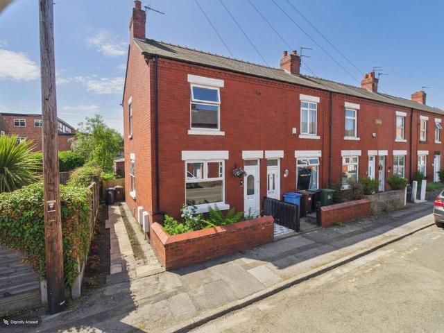 2 bedroom end of terrace house for sale