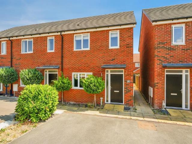 2 bedroom end of terrace house for sale