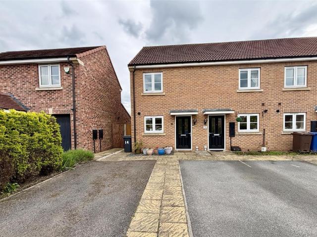 2 bedroom end of terrace house for sale