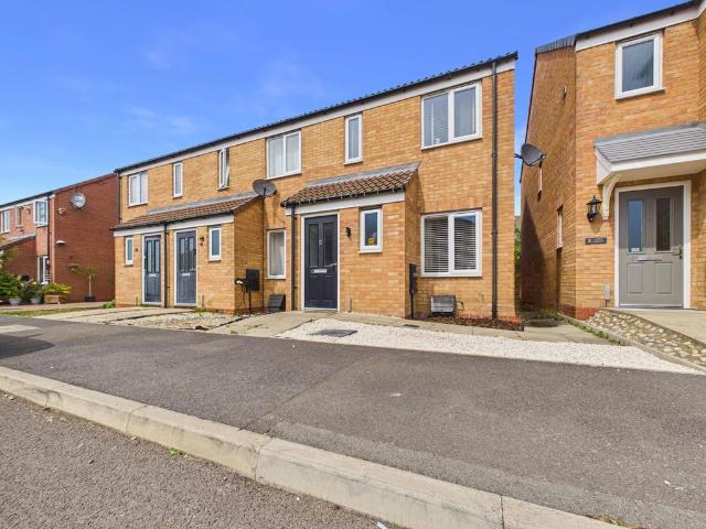 2 bedroom end of terrace house for sale