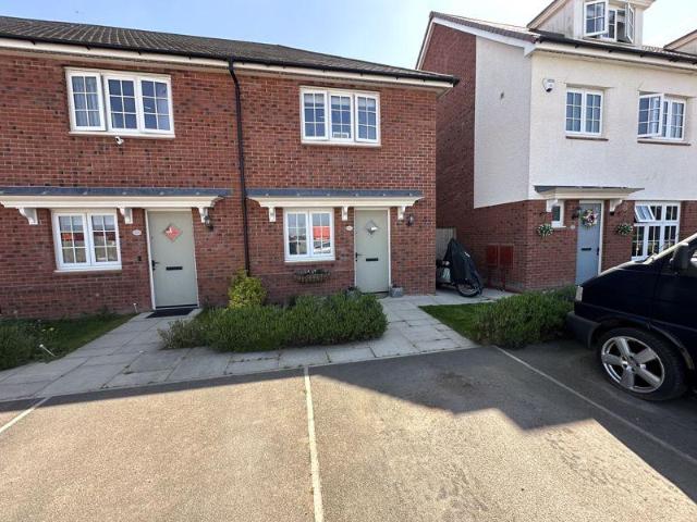 2 bedroom end of terrace house for sale