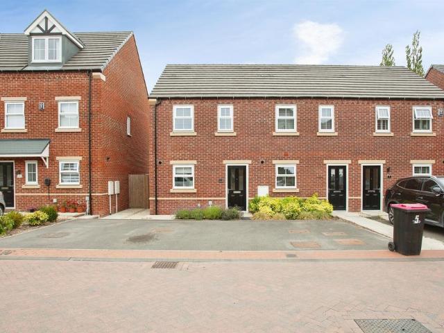 2 bedroom end of terrace house for sale