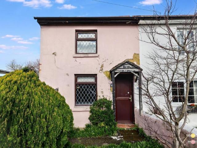 2 bedroom end of terrace house for sale