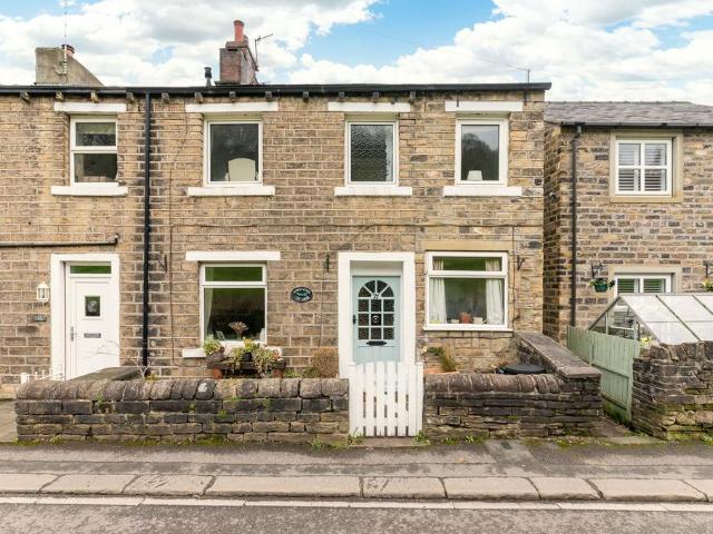 2 bedroom end of terrace house for sale