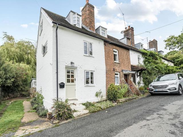 2 bedroom end of terrace house for sale