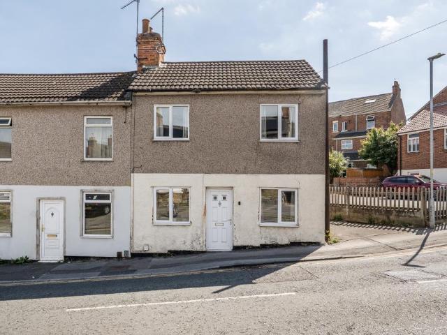 2 bedroom end of terrace house for sale