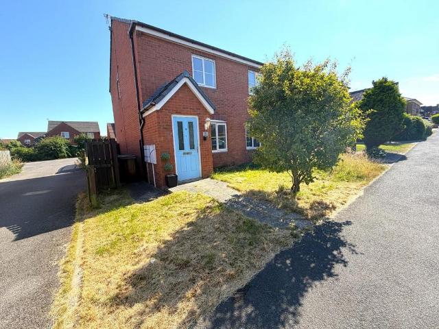 2 bedroom end of terrace house for sale