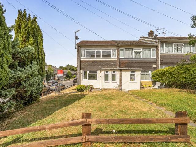 2 bedroom end of terrace house for sale