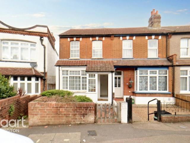 2 bedroom end of terrace house for sale